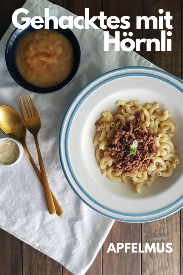 Gehacktes und Hörnli mit Apfelmus - Cakes, Cookies and more