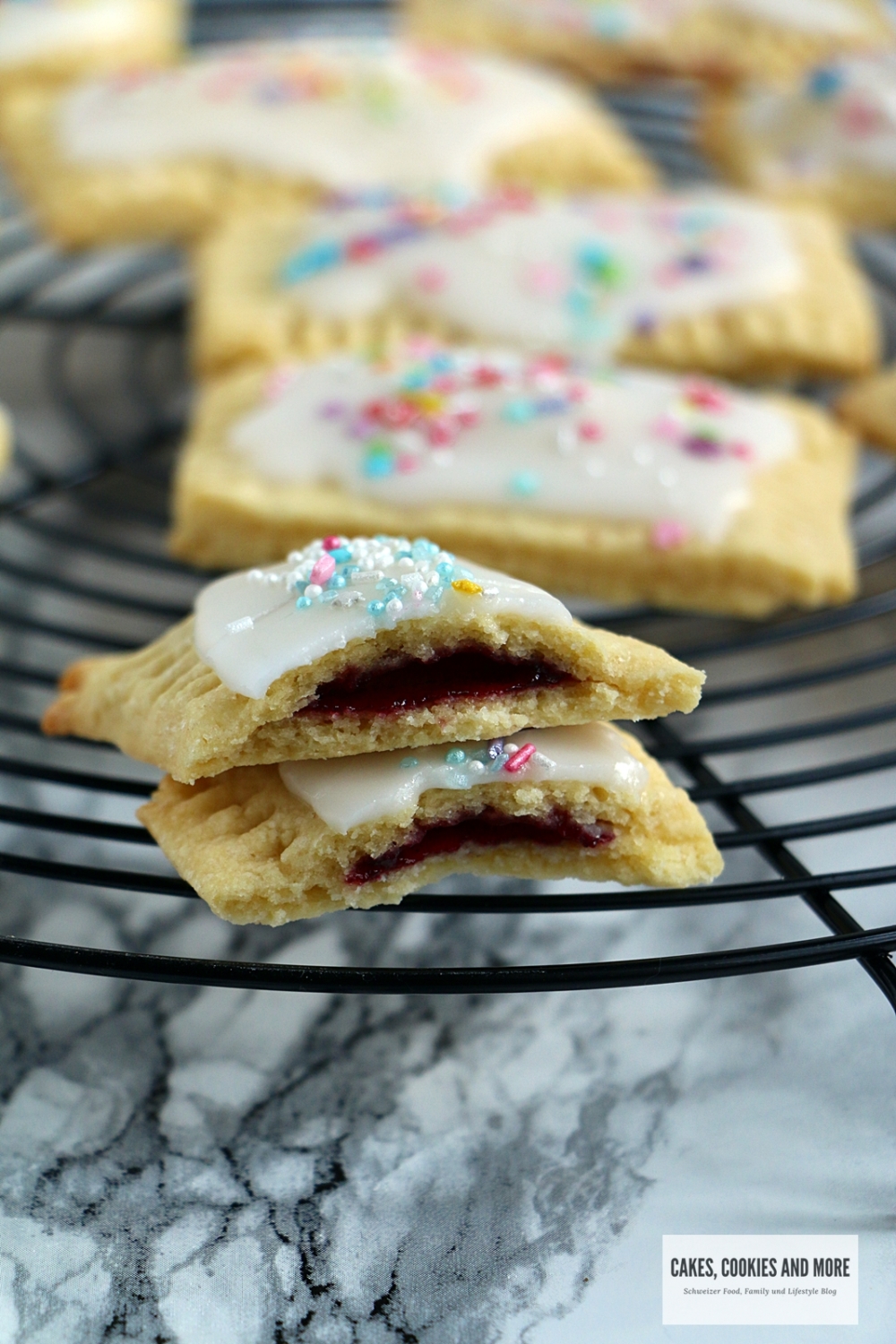 Kleine Pop Tarts - Cakes, Cookies and more