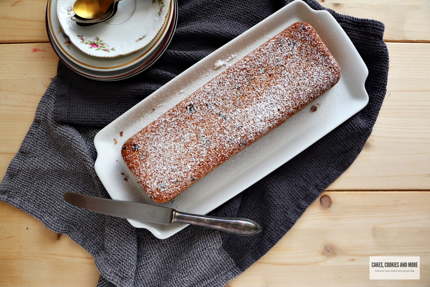 Mandelcake mit Schokoladenstücken - Cakes, Cookies and more